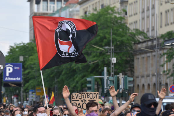 ANF | Dresden: Alle zusammen gegen den Faschismus