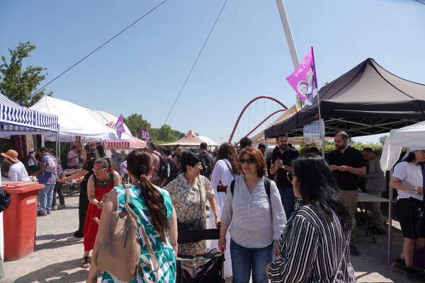 ANF | Zilan-Festival in Gelsenkirchen: Ein Gruß an alle kämpfenden Frauen