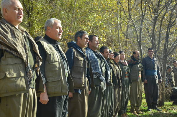 ANF | 40 Jahre PKK in den Bergen Kurdistans gefeiert