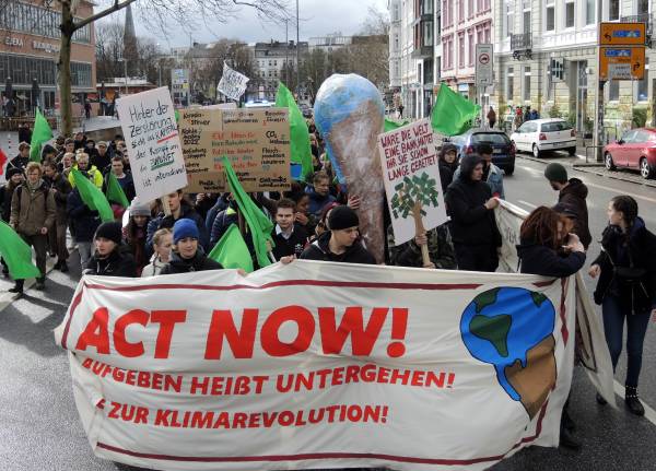 ANF | Hamburg: Zehntausend auf Klima-Demonstration